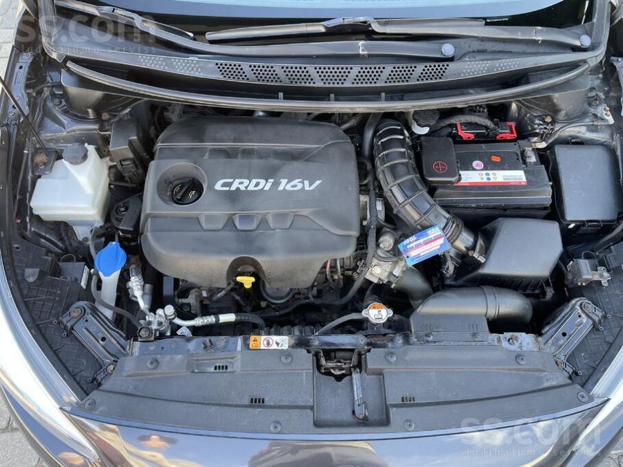 Grey Kia Ceed 2013 in Talsi, with an engine capacity of 1.40 L and mileage of 200 thousand km for 3700 €, photo 11 on AUTOMOTO.COM.LV