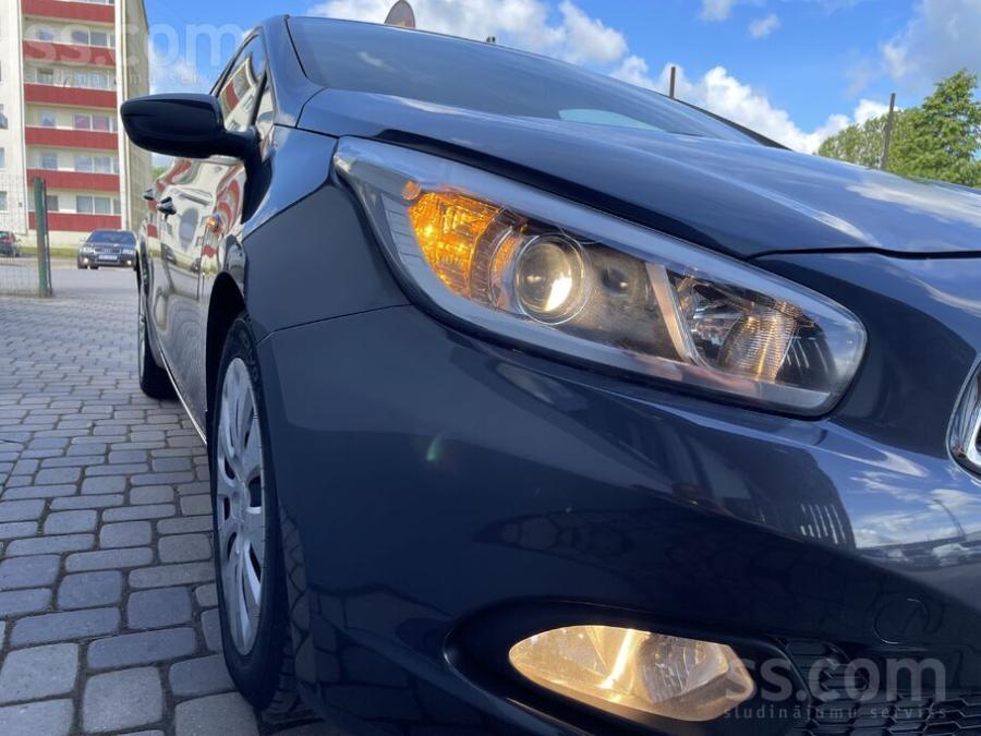 Grey Kia Ceed 2013 in Talsi, with an engine capacity of 1.40 L and mileage of 200 thousand km for 3700 €, photo 23 on AUTOMOTO.COM.LV