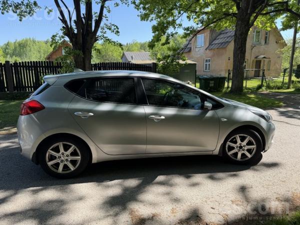 Grey Kia Ceed 2013 in Riga, with an engine capacity of 1.40 L and mileage of 0 thousand km for 1600 €, photo 4 on AUTOMOTO.COM.LV