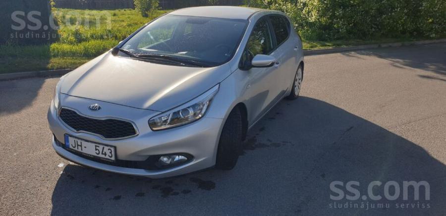 Pelēks Kia Ceed 2013 Rīga, ar dzinēja tilpumu 1.60 L un nobraukumu 150 tūkst. km par 4500 €, foto 1 vietnē AUTOMOTO.COM.LV