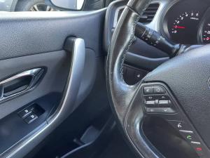 Grey Kia Ceed 2013 in Talsi, with an engine capacity of 1.40 L and mileage of 200 thousand km for 3700 €, photo 14 on AUTOMOTO.COM.LV