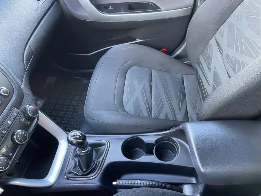 Grey Kia Ceed 2013 in Talsi, with an engine capacity of 1.40 L and mileage of 200 thousand km for 3700 €, photo 19 on AUTOMOTO.COM.LV