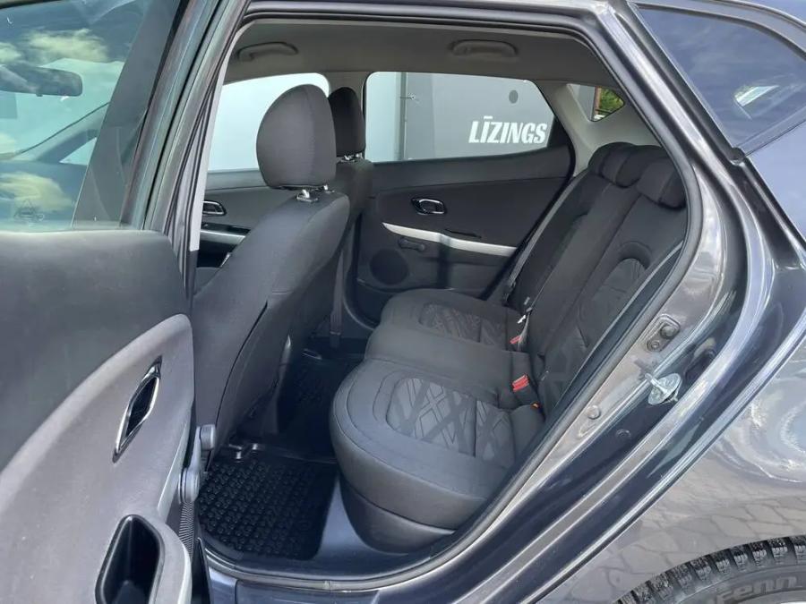 Grey Kia Ceed 2013 in Talsi, with an engine capacity of 1.40 L and mileage of 200 thousand km for 3700 €, photo 21 on AUTOMOTO.COM.LV