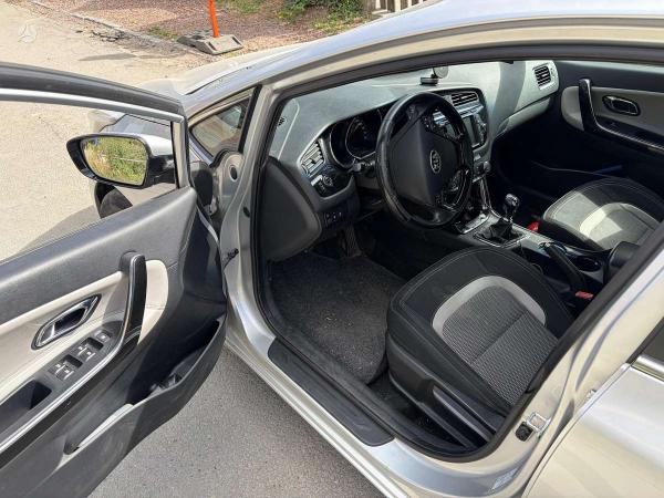 Pelēks Kia Ceed 2013 Ukmergė, ar dzinēja tilpumu 1.60 L un nobraukumu 267 tūkst. km par 2650 €, foto 9 vietnē AUTOMOTO.COM.LV