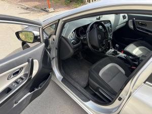 Grey Kia Ceed 2013 in Ukmerge, with an engine capacity of 1.60 L and mileage of 267 thousand km for 2650 €, photo 10 on AUTOMOTO.COM.LV