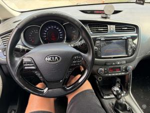 Grey Kia Ceed 2013 in Ukmerge, with an engine capacity of 1.60 L and mileage of 267 thousand km for 2650 €, photo 12 on AUTOMOTO.COM.LV