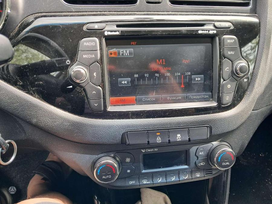 Pelēks Kia Ceed 2013 Panevēža, ar dzinēja tilpumu 1.58 L un nobraukumu 267 tūkst. km par 3100 €, foto 7 vietnē AUTOMOTO.COM.LV