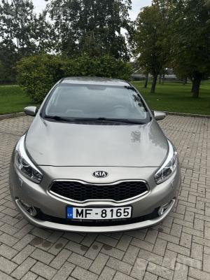 Pelēks Kia Ceed 2013 Rīga, ar dzinēja tilpumu 1.60 L un nobraukumu 176 tūkst. km par 5650 €, foto 3 vietnē AUTOMOTO.COM.LV
