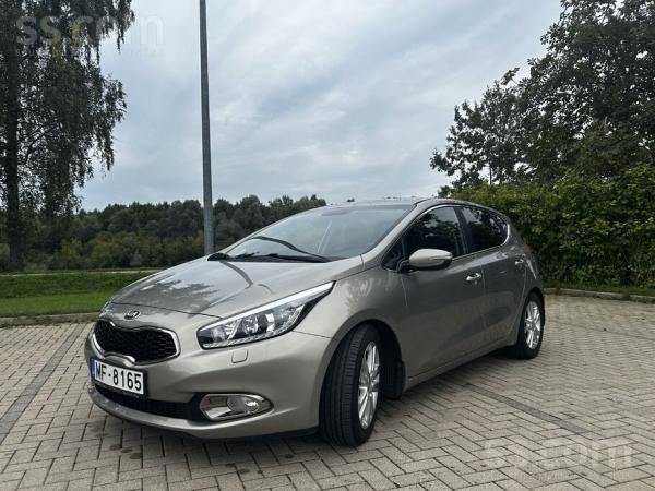 Pelēks Kia Ceed 2013 Rīga, ar dzinēja tilpumu 1.60 L un nobraukumu 176 tūkst. km par 5650 €, foto 4 vietnē AUTOMOTO.COM.LV