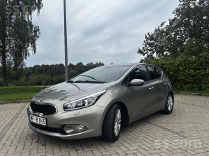 Pelēks Kia Ceed 2013 Rīga, ar dzinēja tilpumu 1.60 L un nobraukumu 176 tūkst. km par 5650 €, foto 4 vietnē AUTOMOTO.COM.LV