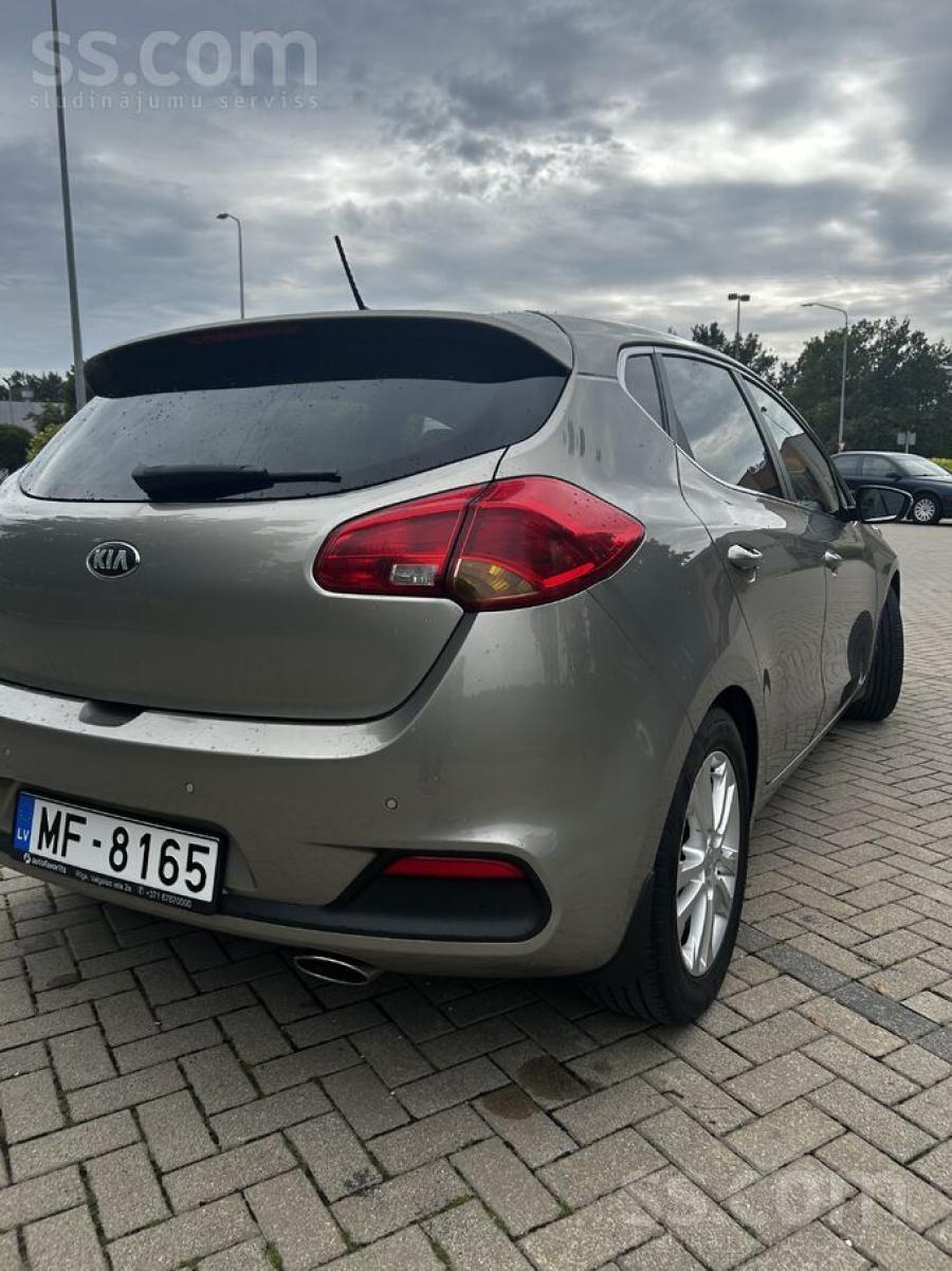 Pelēks Kia Ceed 2013 Rīga, ar dzinēja tilpumu 1.60 L un nobraukumu 176 tūkst. km par 5650 €, foto 7 vietnē AUTOMOTO.COM.LV