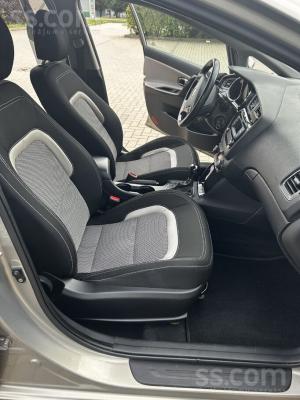 Pelēks Kia Ceed 2013 Rīga, ar dzinēja tilpumu 1.60 L un nobraukumu 176 tūkst. km par 5650 €, foto 15 vietnē AUTOMOTO.COM.LV