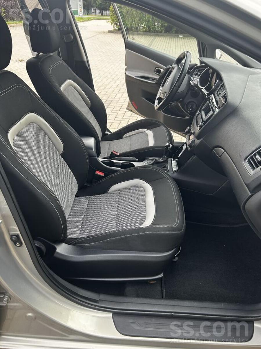Pelēks Kia Ceed 2013 Rīga, ar dzinēja tilpumu 1.60 L un nobraukumu 176 tūkst. km par 5650 €, foto 15 vietnē AUTOMOTO.COM.LV