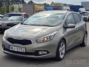 Серый Киа Сид 2013 в Рига, объемом двигателя 1.60 л и пробегом 0 тыс. км за 1900 €, фото  на AUTOMOTO.COM.LV
