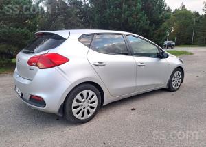 Pelēks Kia Ceed 2013 Jēkabpils, ar dzinēja tilpumu 1.60 L un nobraukumu 411 tūkst. km par 3000 €, foto 7 vietnē AUTOMOTO.COM.LV