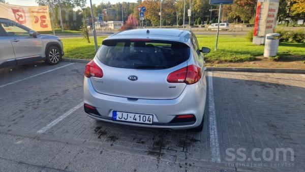 Pelēks Kia Ceed 2013 Rīga, ar dzinēja tilpumu 1.40 L un nobraukumu 190 tūkst. km par 3600 €, foto 4 vietnē AUTOMOTO.COM.LV
