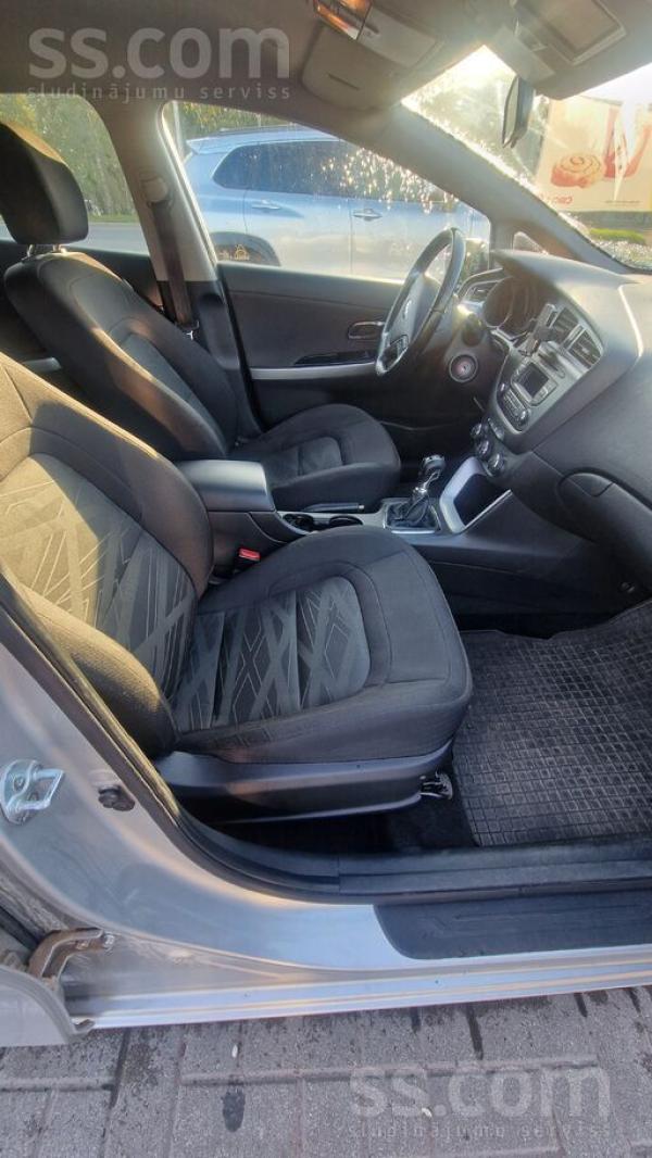 Pelēks Kia Ceed 2013 Rīga, ar dzinēja tilpumu 1.40 L un nobraukumu 190 tūkst. km par 3600 €, foto 5 vietnē AUTOMOTO.COM.LV