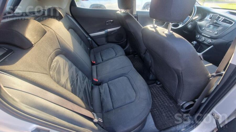 Grey Kia Ceed 2013 in Riga, with an engine capacity of 1.40 L and mileage of 190 thousand km for 3600 €, photo 7 on AUTOMOTO.COM.LV
