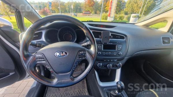 Pelēks Kia Ceed 2013 Rīga, ar dzinēja tilpumu 1.40 L un nobraukumu 190 tūkst. km par 3600 €, foto 8 vietnē AUTOMOTO.COM.LV