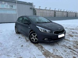 Grey Kia Ceed 2014 in Taurage, with an engine capacity of 1.37 L and mileage of 220 thousand km for 2450 €, photo 2 on AUTOMOTO.COM.LV