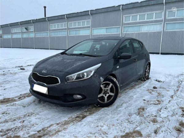 Pelēks Kia Ceed 2014 Tauragė, ar dzinēja tilpumu 1.37 L un nobraukumu 220 tūkst. km par 2450 €, foto 3 vietnē AUTOMOTO.COM.LV