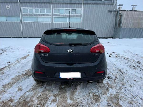 Pelēks Kia Ceed 2014 Tauragė, ar dzinēja tilpumu 1.37 L un nobraukumu 220 tūkst. km par 2450 €, foto 4 vietnē AUTOMOTO.COM.LV