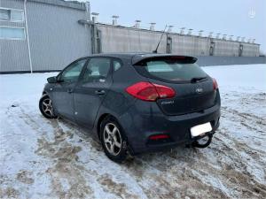 Grey Kia Ceed 2014 in Taurage, with an engine capacity of 1.37 L and mileage of 220 thousand km for 2450 €, photo 6 on AUTOMOTO.COM.LV