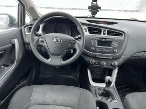Grey Kia Ceed 2014 in Taurage, with an engine capacity of 1.37 L and mileage of 220 thousand km for 2450 €, photo 9 on AUTOMOTO.COM.LV