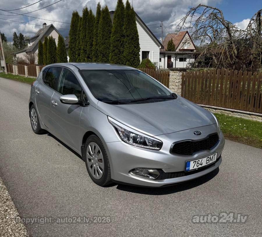 Pelēks Kia Ceed 2014 Tallina, ar dzinēja tilpumu 1.60 L un nobraukumu 136 tūkst. km par 6490 €, foto 6 vietnē AUTOMOTO.COM.LV
