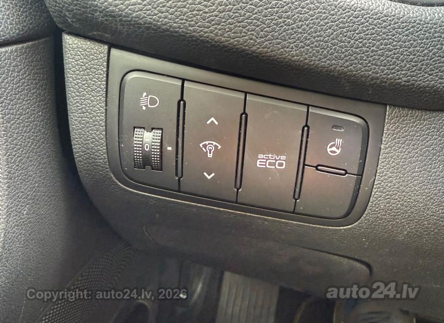 Pelēks Kia Ceed 2014 Tallina, ar dzinēja tilpumu 1.60 L un nobraukumu 136 tūkst. km par 6490 €, foto 13 vietnē AUTOMOTO.COM.LV