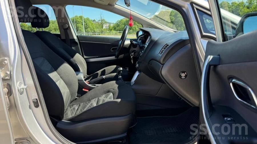Pelēks Kia Ceed 2014 Rīga, ar dzinēja tilpumu 1.40 L un nobraukumu 166 tūkst. km par 3550 €, foto 30 vietnē AUTOMOTO.COM.LV