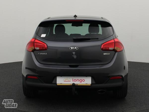 Grey Kia Ceed 2015 in Vilnius, with an engine capacity of 1.60 L and mileage of 212 thousand km for 7499 €, photo 5 on AUTOMOTO.COM.LV