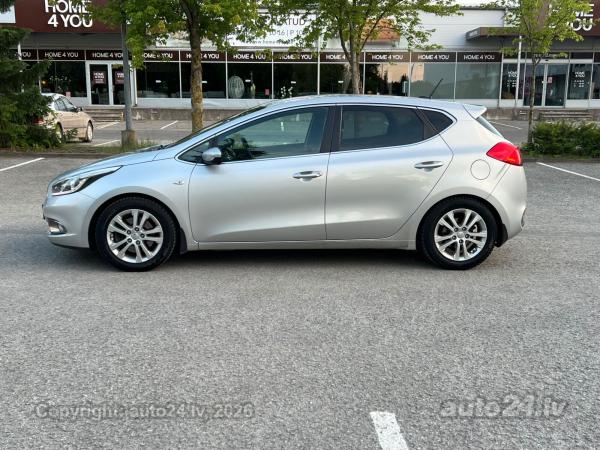 Pelēks Kia Ceed 2015 Pērnava, ar dzinēja tilpumu 1.40 L un nobraukumu 199 tūkst. km par 4990 €, foto 8 vietnē AUTOMOTO.COM.LV