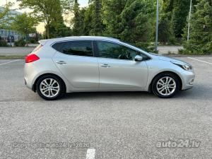 Grey Kia Ceed 2015 in Parnu, with an engine capacity of 1.40 L and mileage of 199 thousand km for 4990 €, photo 5 on AUTOMOTO.COM.LV