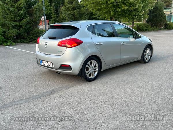 Grey Kia Ceed 2015 in Parnu, with an engine capacity of 1.40 L and mileage of 199 thousand km for 4990 €, photo 5 on AUTOMOTO.COM.LV