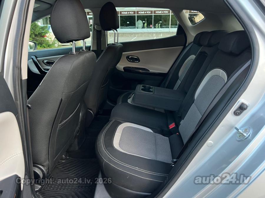 Grey Kia Ceed 2015 in Parnu, with an engine capacity of 1.40 L and mileage of 199 thousand km for 4990 €, photo 11 on AUTOMOTO.COM.LV