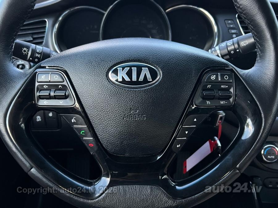 Grey Kia Ceed 2015 in Parnu, with an engine capacity of 1.40 L and mileage of 199 thousand km for 4990 €, photo 20 on AUTOMOTO.COM.LV