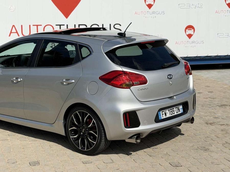 Pelēks Kia Ceed 2015 Tauragė, ar dzinēja tilpumu 1.59 L un nobraukumu 186 tūkst. km par 7900 €, foto 18 vietnē AUTOMOTO.COM.LV