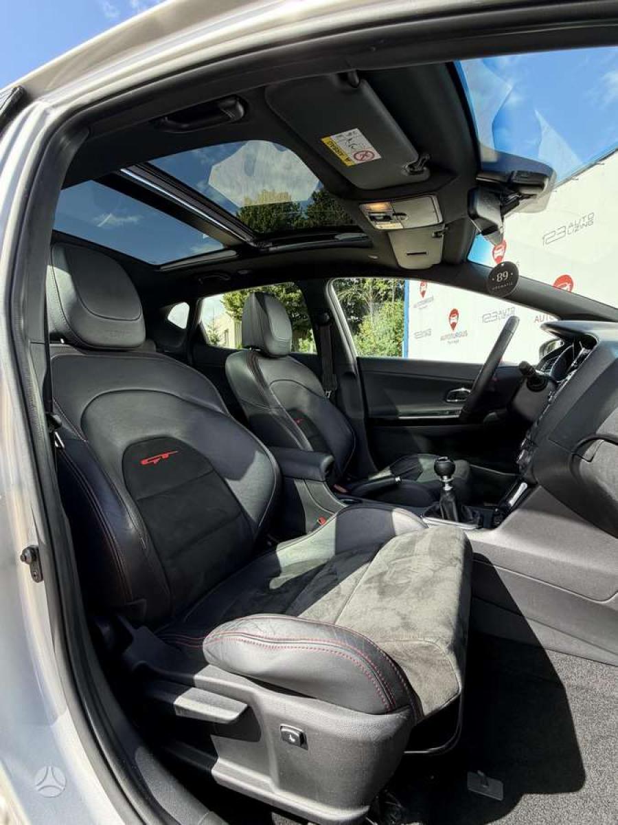 Pelēks Kia Ceed 2015 Tauragė, ar dzinēja tilpumu 1.59 L un nobraukumu 186 tūkst. km par 7900 €, foto 33 vietnē AUTOMOTO.COM.LV