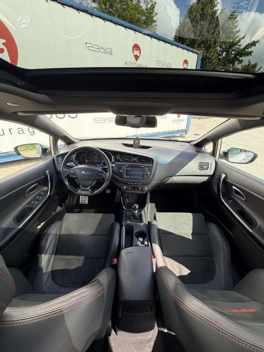 Pelēks Kia Ceed 2015 Tauragė, ar dzinēja tilpumu 1.59 L un nobraukumu 186 tūkst. km par 7900 €, foto 35 vietnē AUTOMOTO.COM.LV