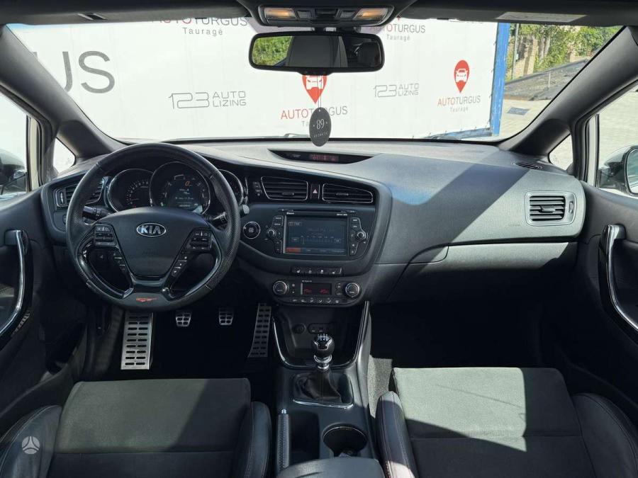 Pelēks Kia Ceed 2015 Tauragė, ar dzinēja tilpumu 1.59 L un nobraukumu 186 tūkst. km par 7900 €, foto 41 vietnē AUTOMOTO.COM.LV