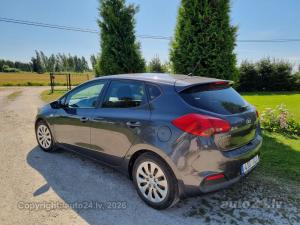 Pelēks Kia Ceed 2015 Tartu, ar dzinēja tilpumu 1.40 L un nobraukumu 140 tūkst. km par 5300 €, foto 3 vietnē AUTOMOTO.COM.LV