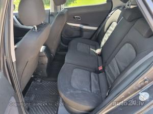Pelēks Kia Ceed 2015 Tartu, ar dzinēja tilpumu 1.40 L un nobraukumu 140 tūkst. km par 5300 €, foto 6 vietnē AUTOMOTO.COM.LV