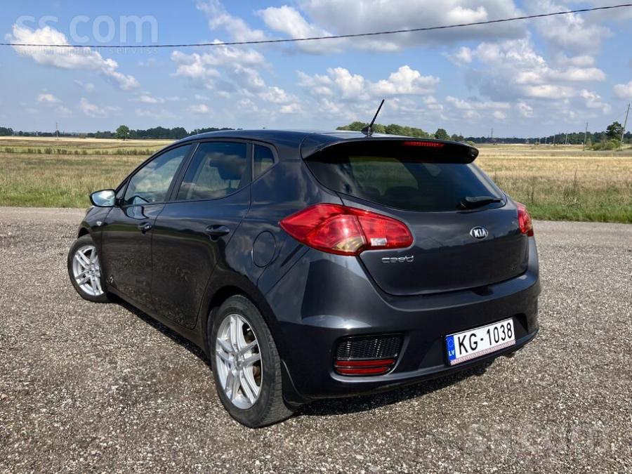 Pelēks Kia Ceed 2016 Talsi, ar dzinēja tilpumu 1.40 L un nobraukumu 165 tūkst. km par 6500 €, foto 5 vietnē AUTOMOTO.COM.LV