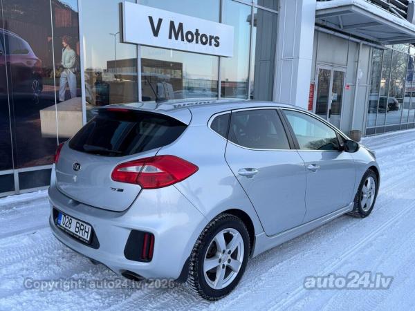 Pelēks Kia Ceed 2016 Viljandi, ar dzinēja tilpumu 1.00 L un nobraukumu 203 tūkst. km par 5990 €, foto 3 vietnē AUTOMOTO.COM.LV