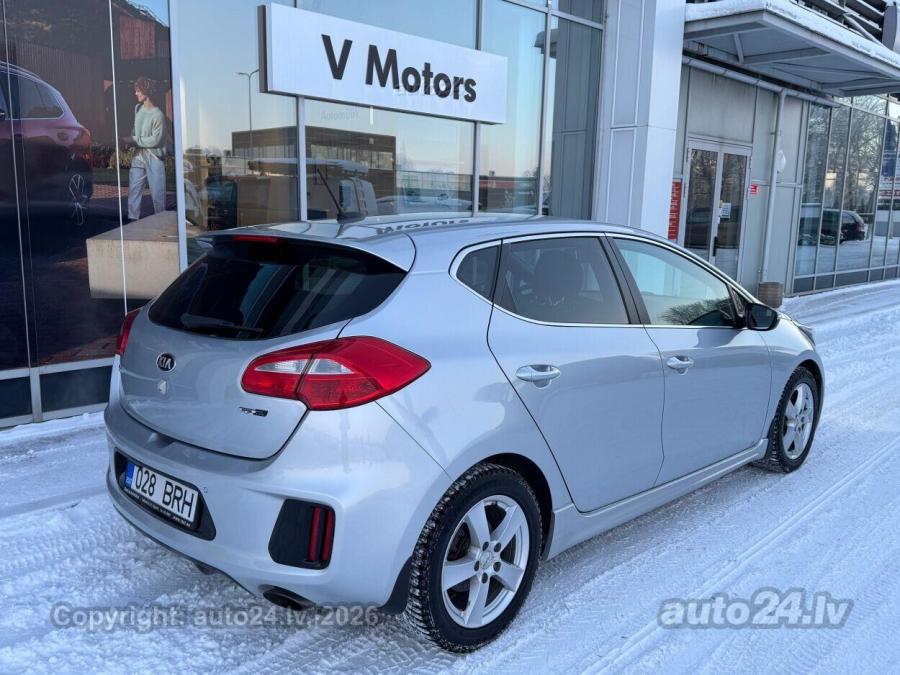 Pelēks Kia Ceed 2016 Viljandi, ar dzinēja tilpumu 1.00 L un nobraukumu 203 tūkst. km par 5990 €, foto 3 vietnē AUTOMOTO.COM.LV