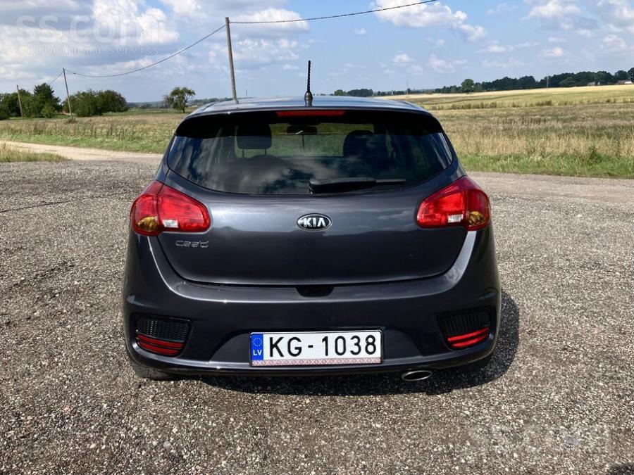 Grey Kia Ceed 2016 in Talsi, with an engine capacity of 1.40 L and mileage of 165 thousand km for 5500 €, photo 5 on AUTOMOTO.COM.LV