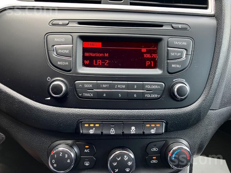 Grey Kia Ceed 2016 in Talsi, with an engine capacity of 1.40 L and mileage of 165 thousand km for 5500 €, photo 12 on AUTOMOTO.COM.LV