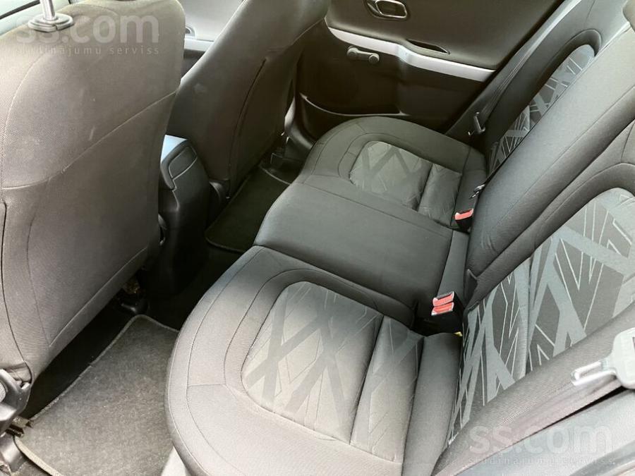 Grey Kia Ceed 2016 in Talsi, with an engine capacity of 1.40 L and mileage of 165 thousand km for 5500 €, photo 15 on AUTOMOTO.COM.LV