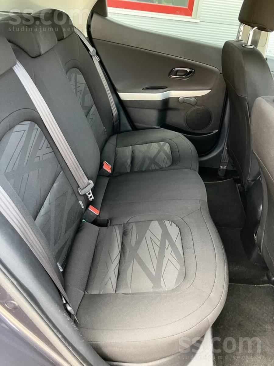 Grey Kia Ceed 2016 in Talsi, with an engine capacity of 1.40 L and mileage of 165 thousand km for 5500 €, photo 17 on AUTOMOTO.COM.LV